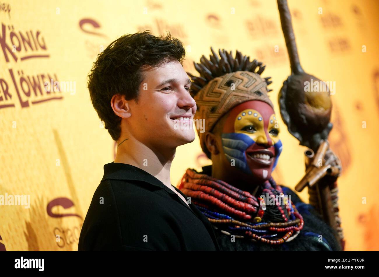 Mark singer visitor hi-res stock photography and images - Alamy