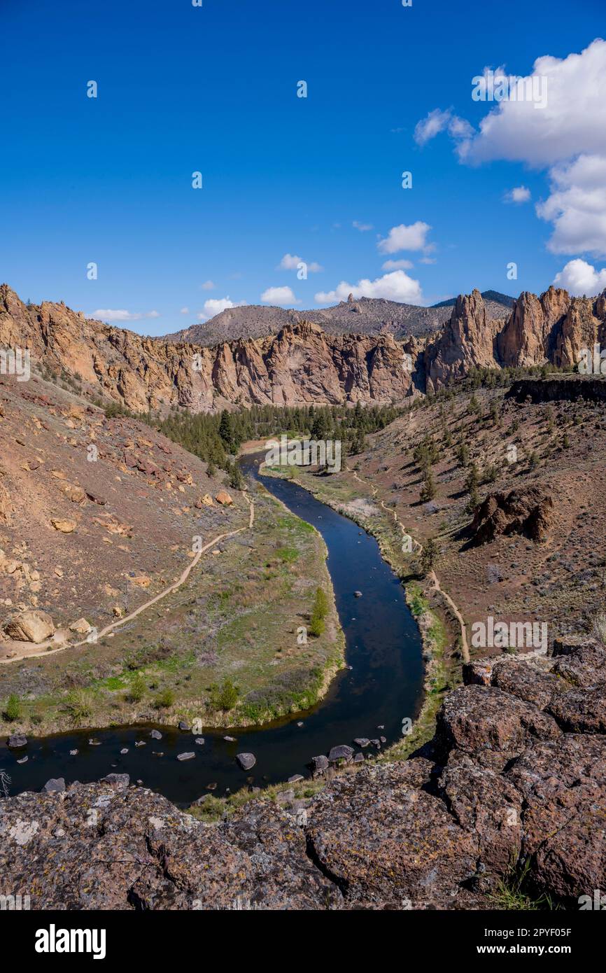 The Crooked River flowing through Smith Rock State Park, which is a ...