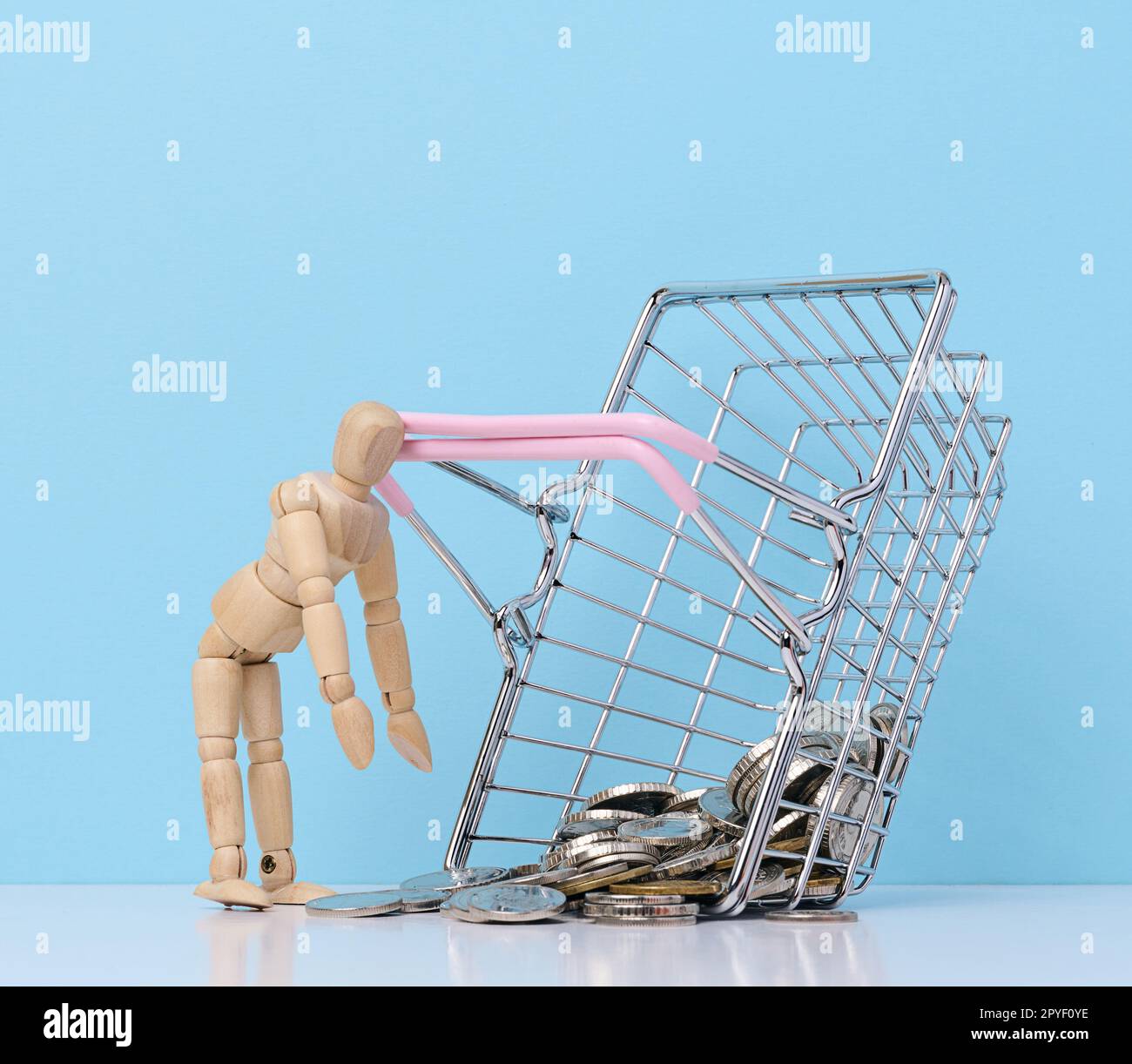 Pile loose change hi-res stock photography and images - Alamy