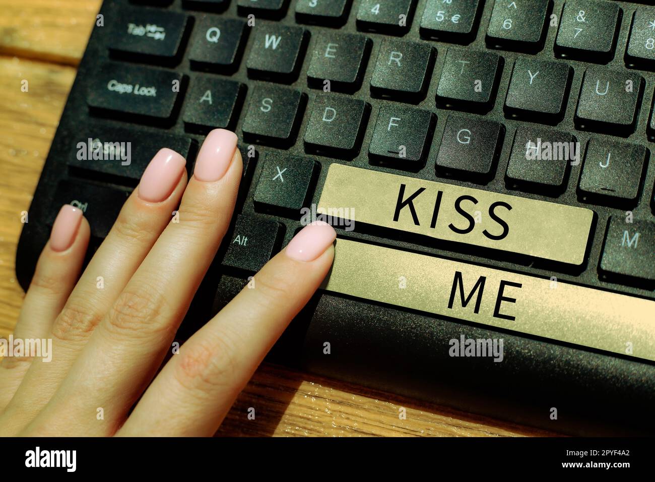 Lips kiss hi-res stock photography and images - Alamy