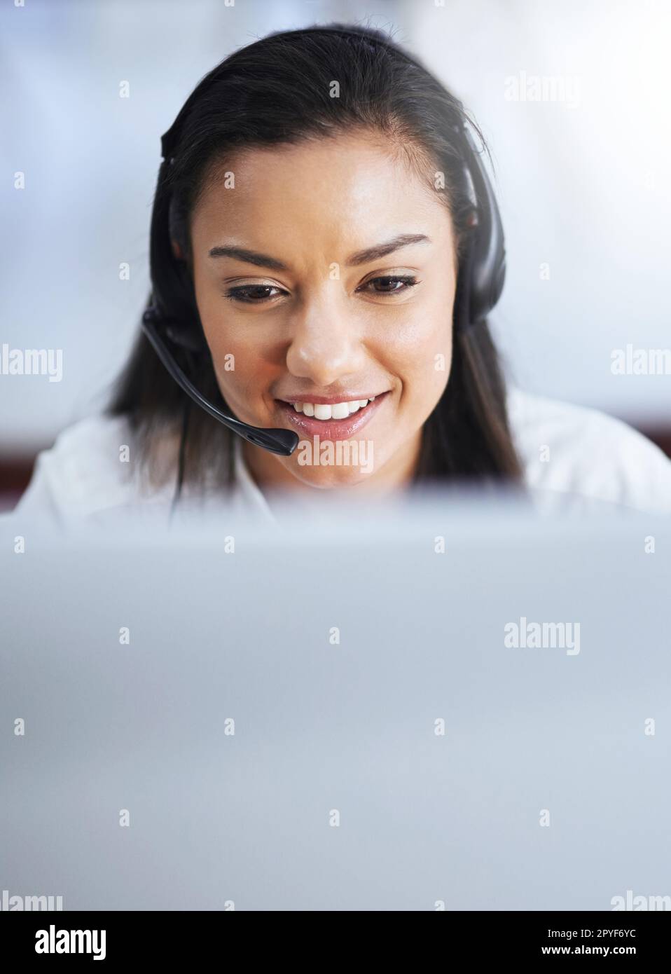 Female customer female customers hi-res stock photography and images ...