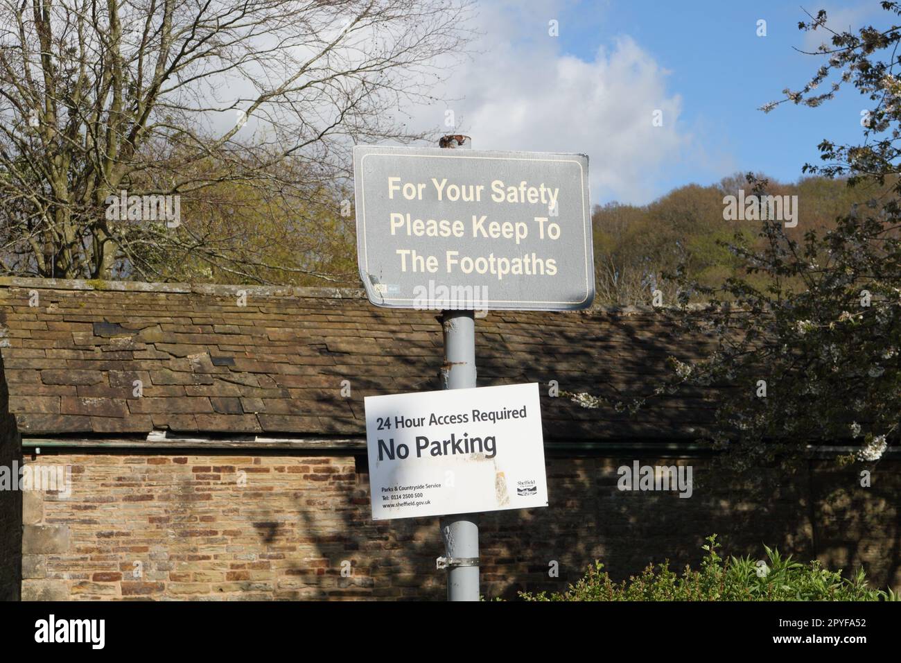 For your safety please keep to the footpath sign, Beauchief golf course ...