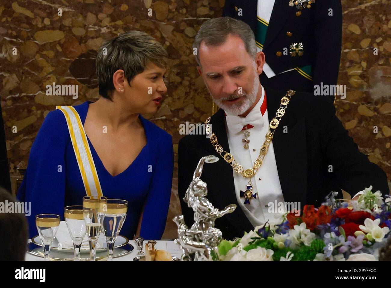 Colombia's First Lady Veronica Alcocer, speaks with Spain's King Felipe ...
