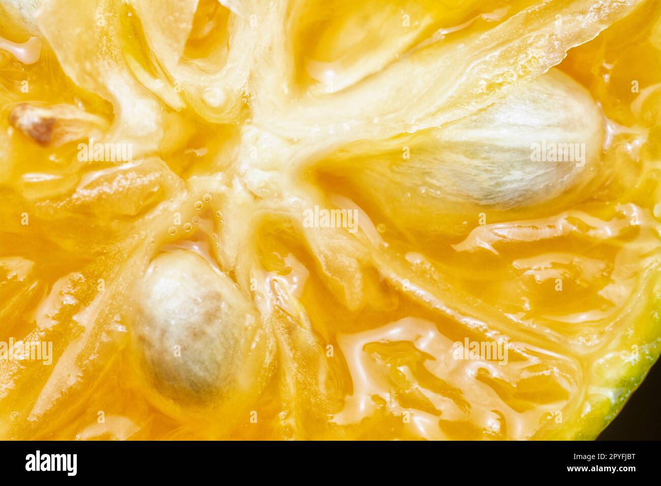 Juicy lemon flesh hi-res stock photography and images - Alamy