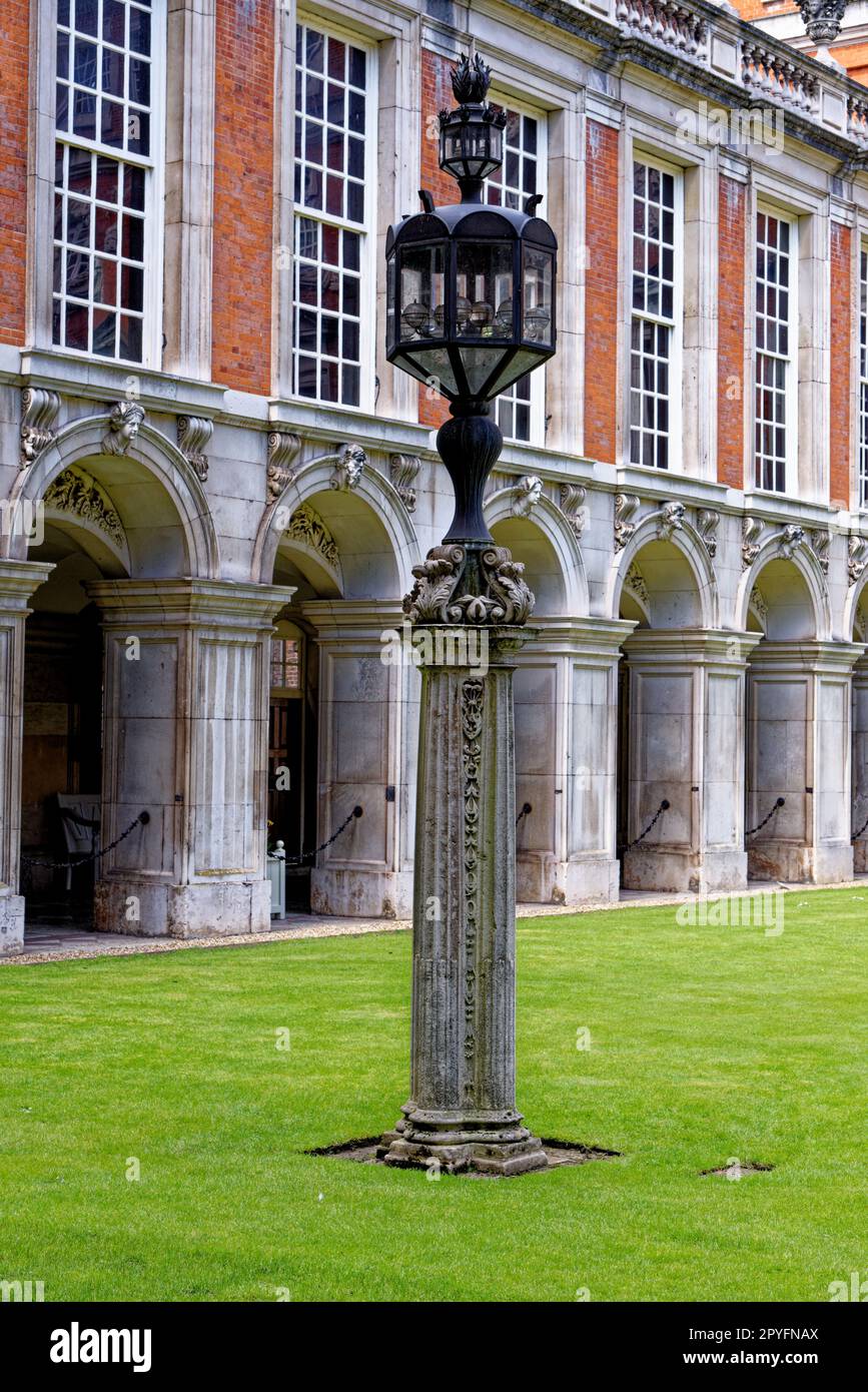 Fountain Court cloisters - designed by Sir Christopher Wren in the ...