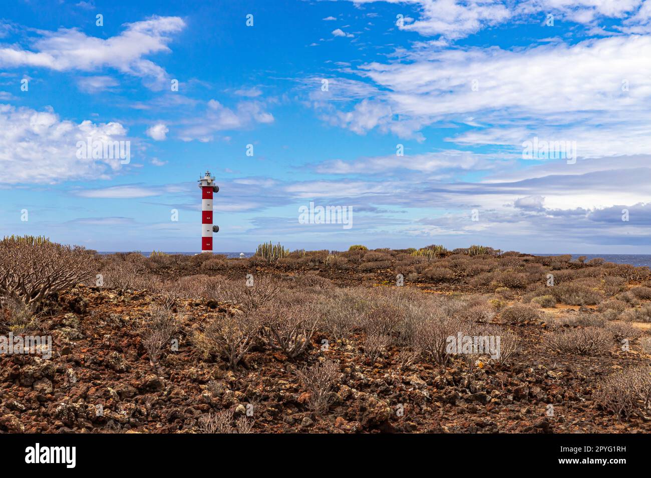 View to the lighthouse at Punta de Rasca with Atlantic Ocean Stock ...