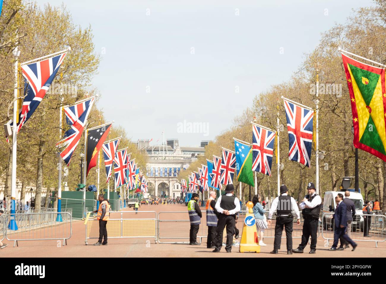Preparations for the Coronation Parade in The Mall near Buckingham ...