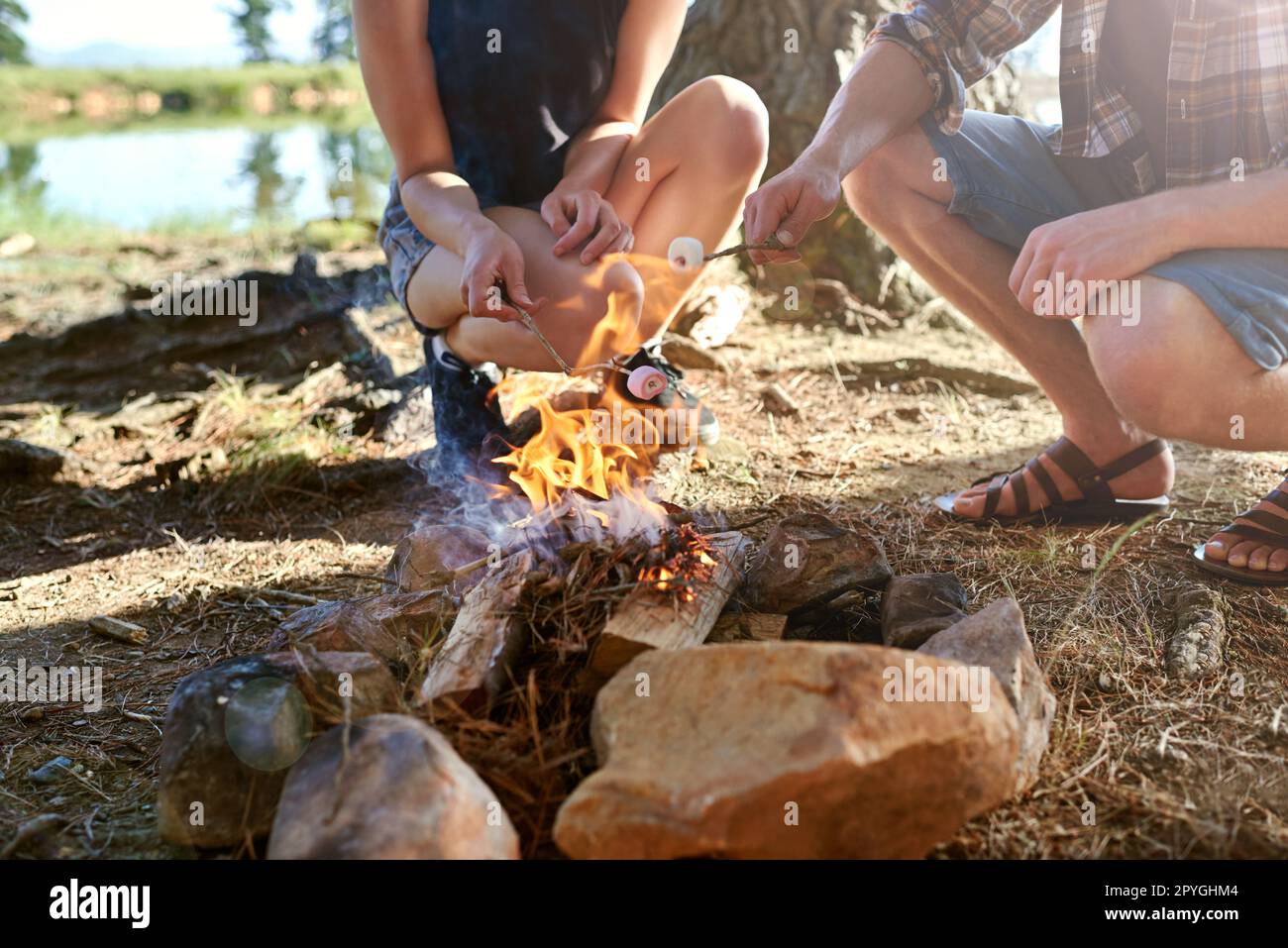 Female campers hi-res stock photography and images - Alamy