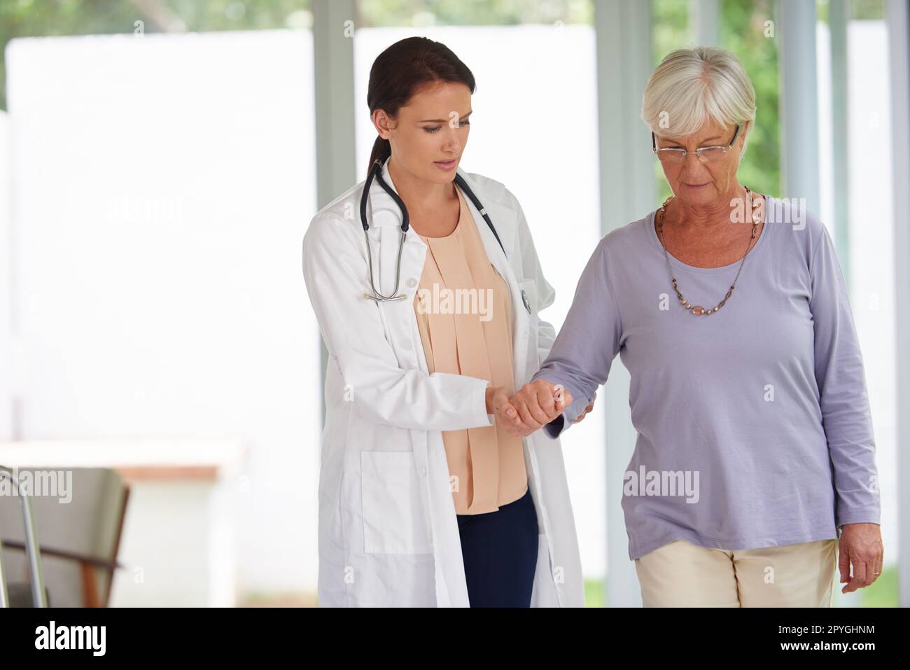 Post op senior hi-res stock photography and images - Alamy