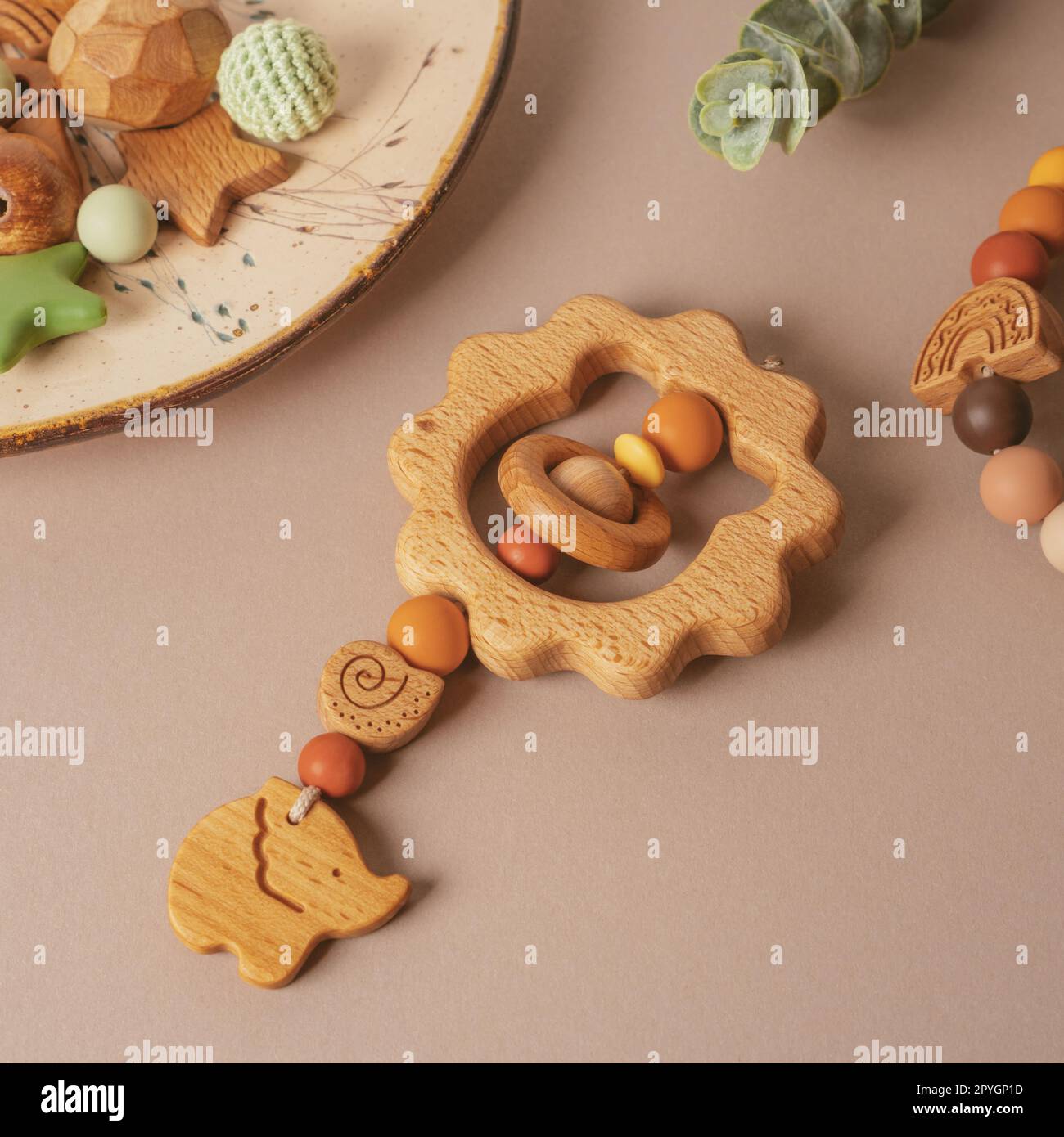 Ecofriendly plate hi-res stock photography and images - Alamy