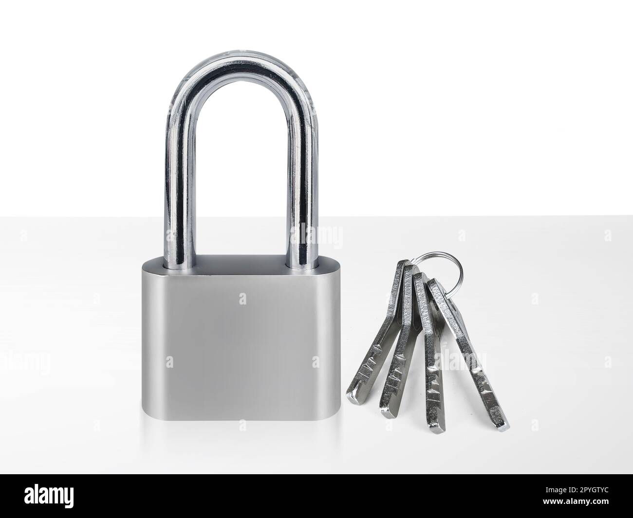 Table blocked hi-res stock photography and images - Alamy