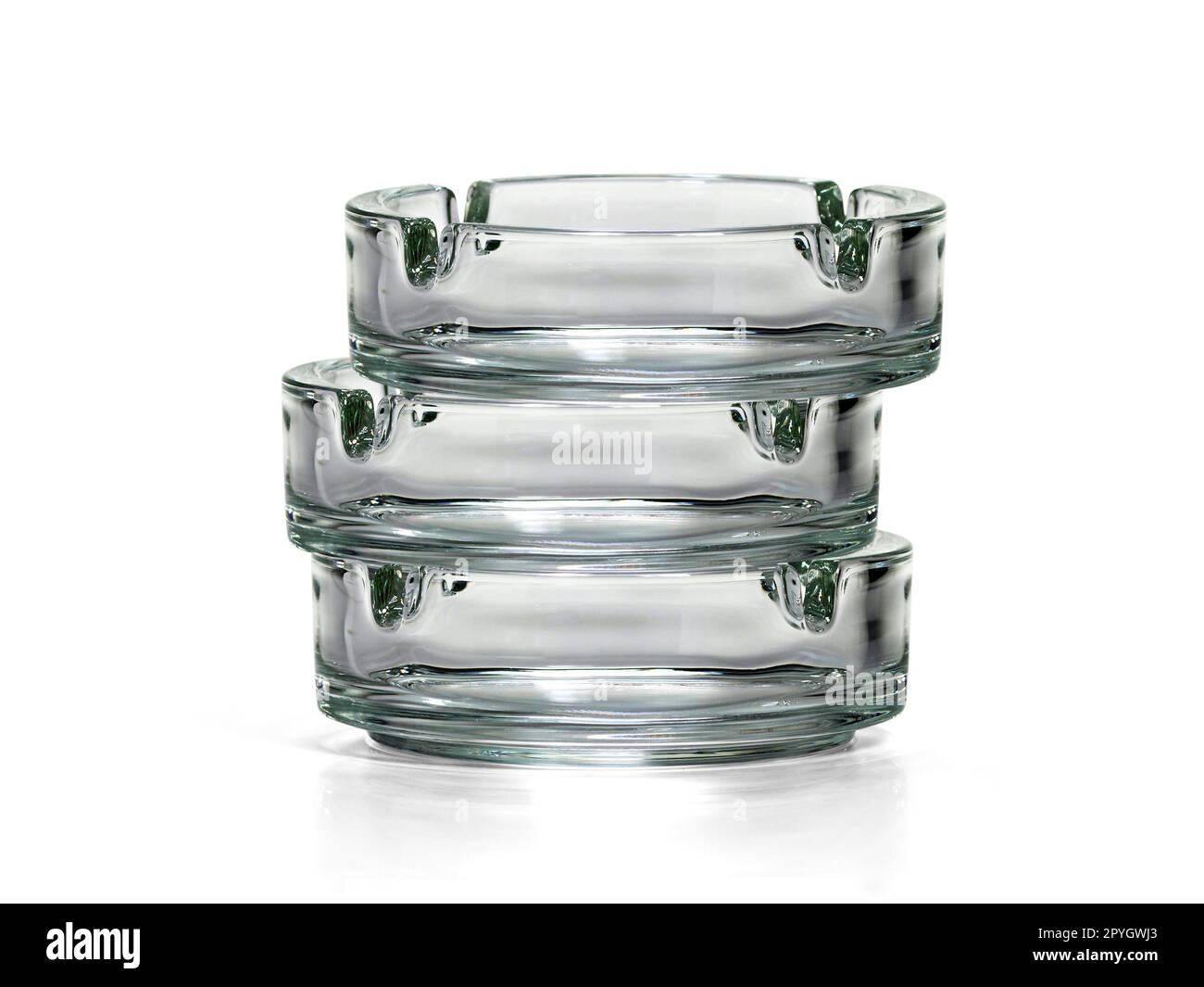 Empty crystal ashtray hi-res stock photography and images - Alamy