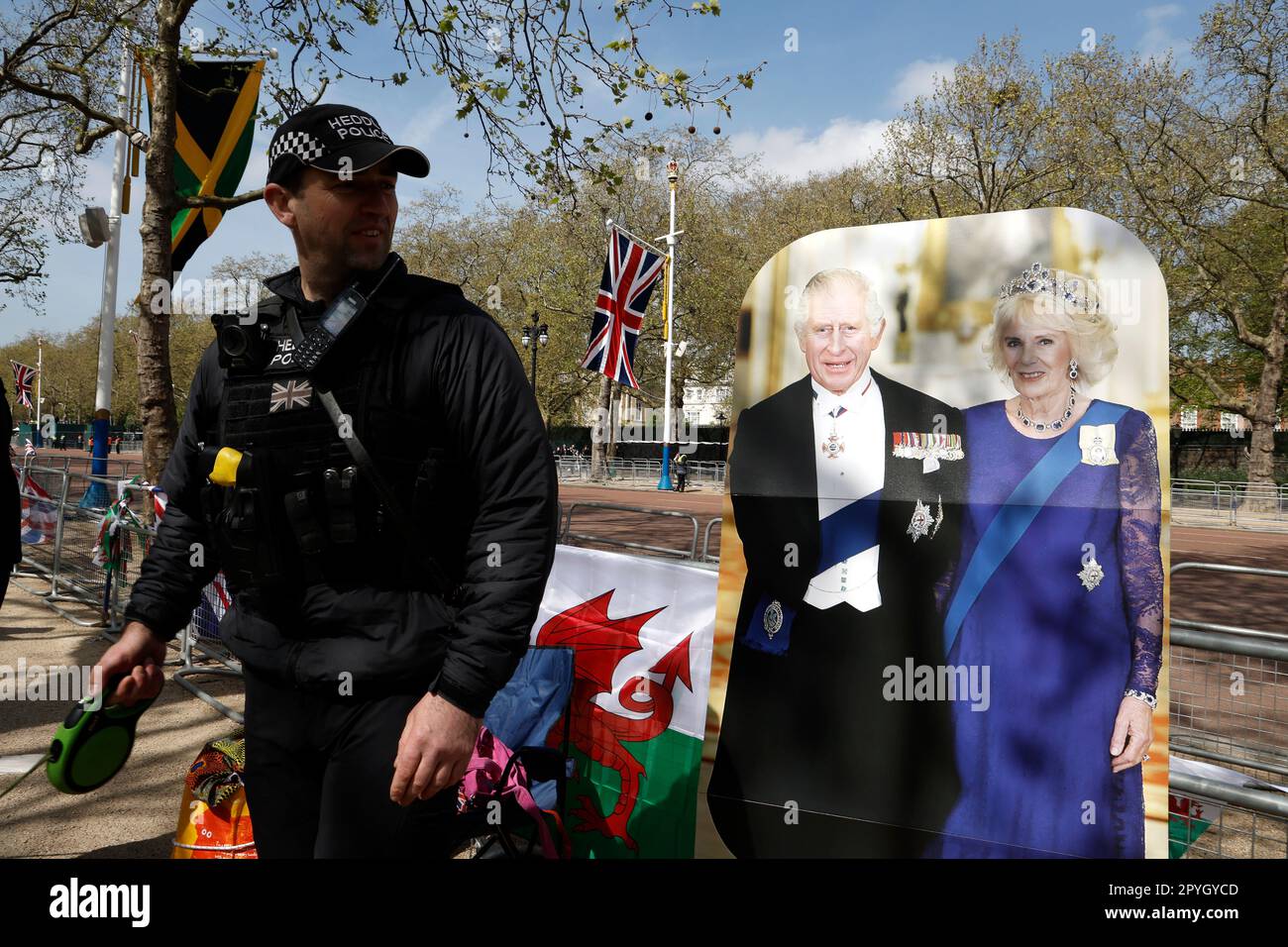 Cardboard cutout policeman hi-res stock photography and images - Alamy