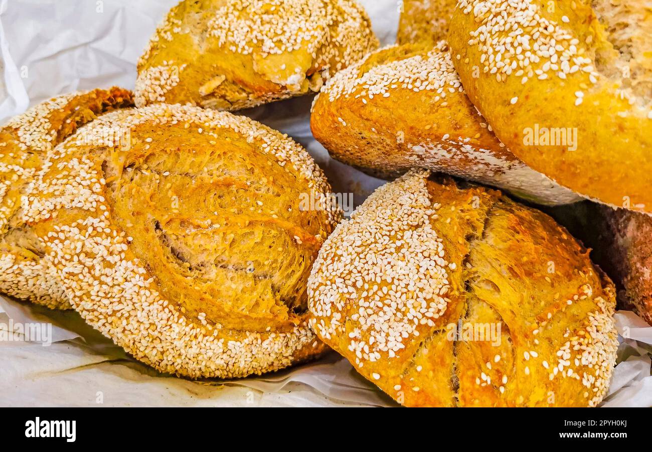 Rolls baguettes cakes and other pastries in Chedraui Supermarket Mexico ...