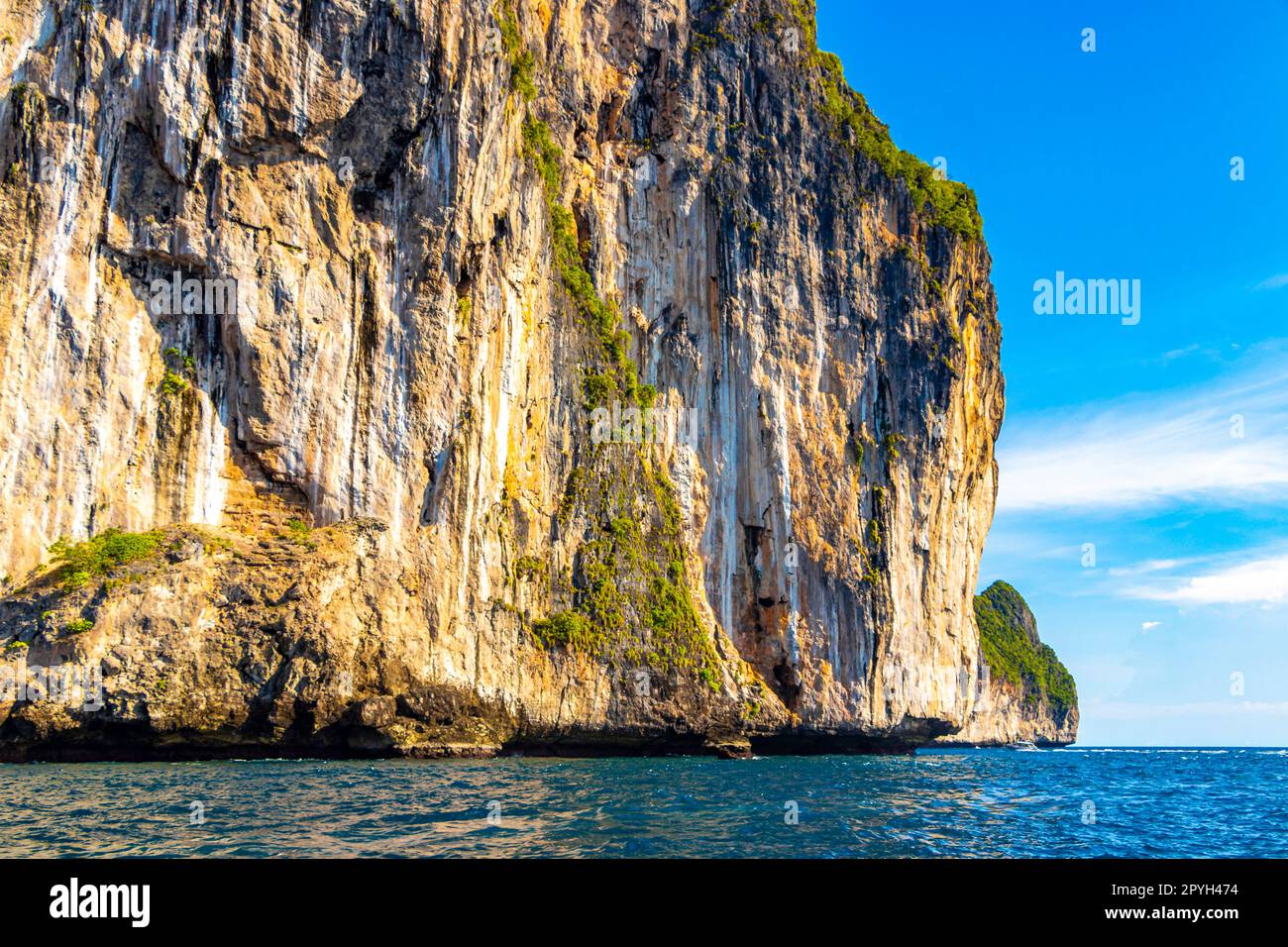 Beautiful tropical limestone islands on Koh Phi Phi Leh Thailand Stock ...
