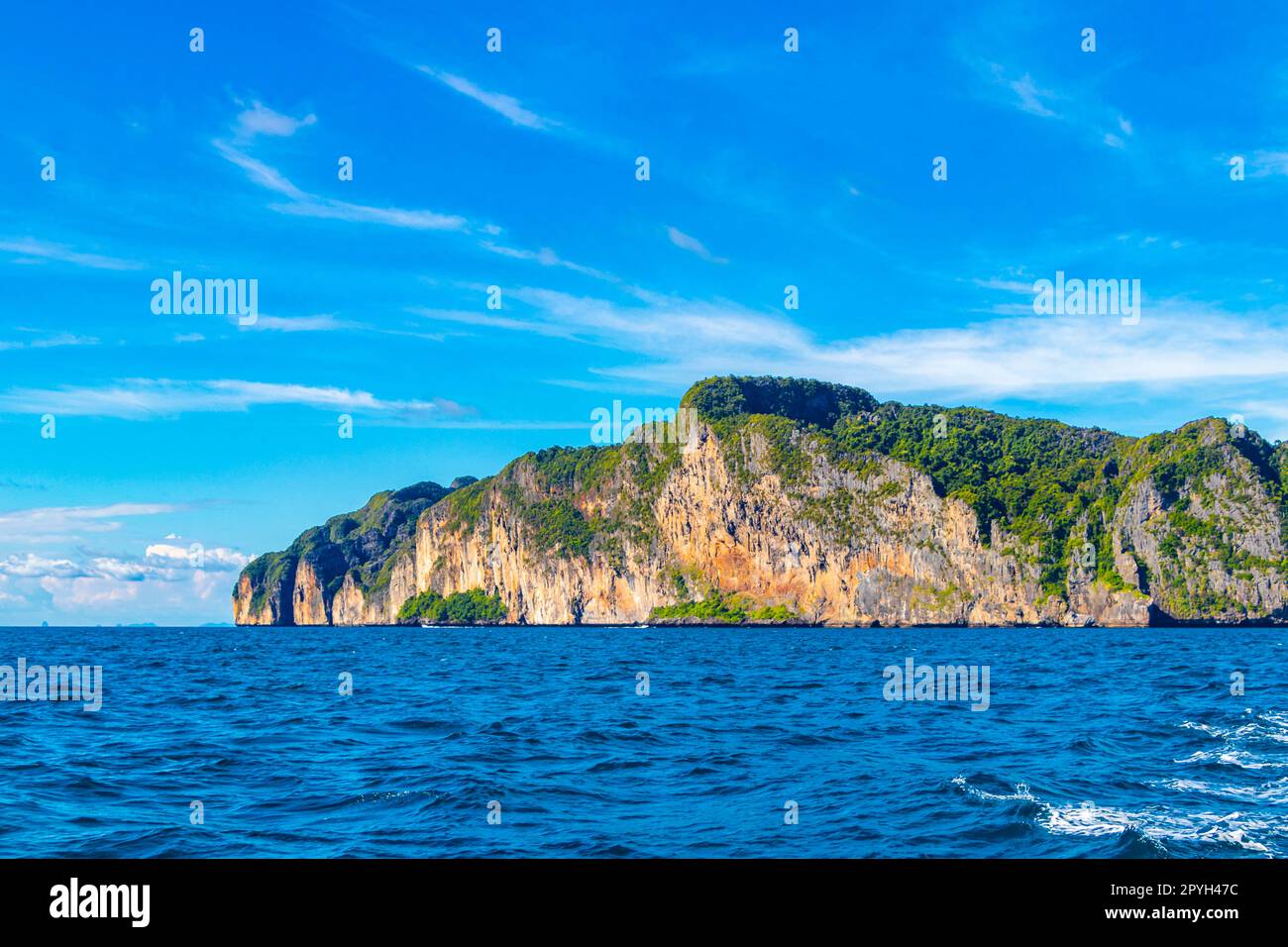 Beautiful tropical limestone islands on Koh Phi Phi Leh Thailand Stock ...