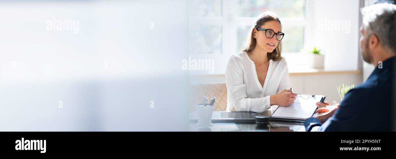 Financial Aid Cash Distribution Stock Photo - Alamy