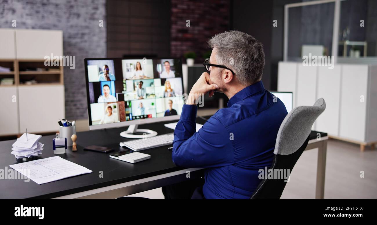 Boring meeting hi-res stock photography and images - Alamy
