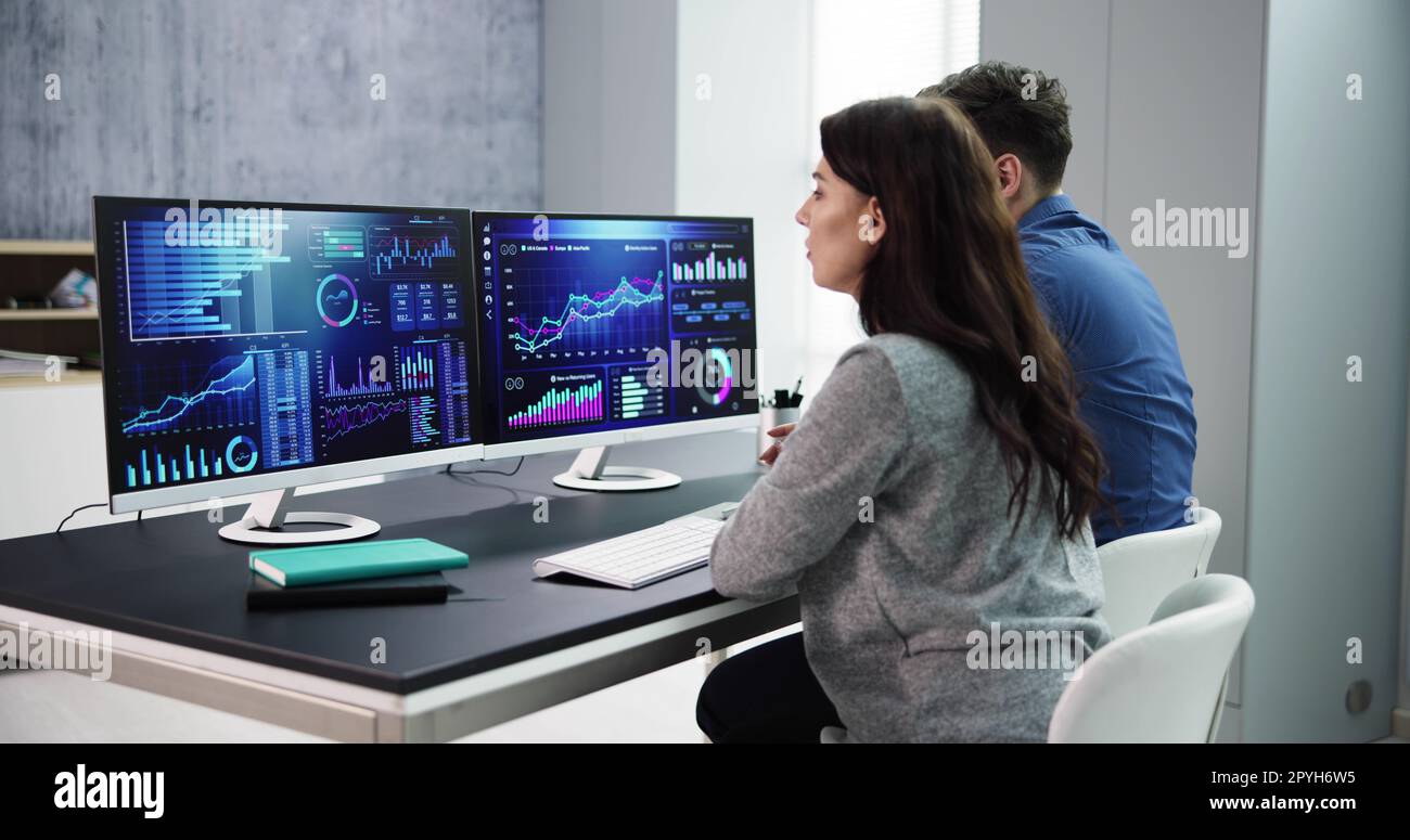 Analytics data desktop hi-res stock photography and images - Alamy