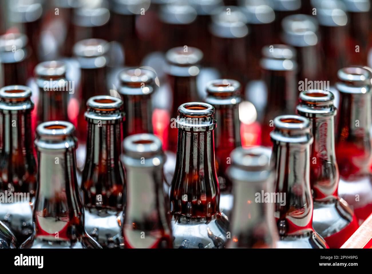 Empty stock hi-res stock photography and images - Alamy