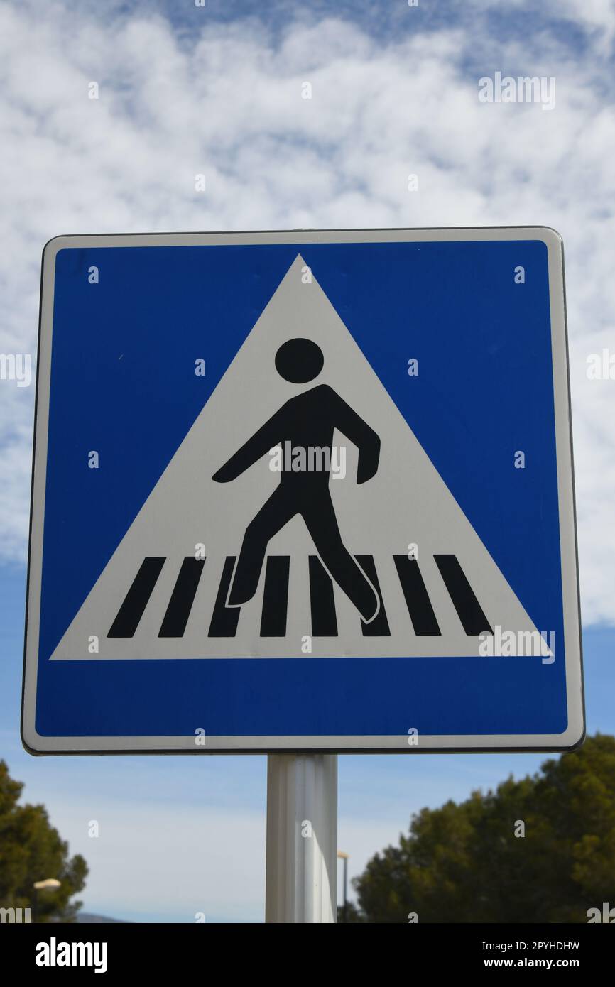 Traffic sign: "pedestrian crossing", Alicante Province, Costa Blanca ...