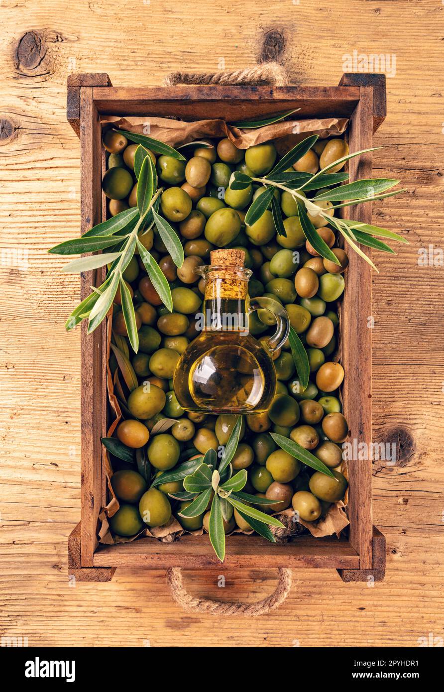 Extraction extra virgin olive hi-res stock photography and images - Alamy