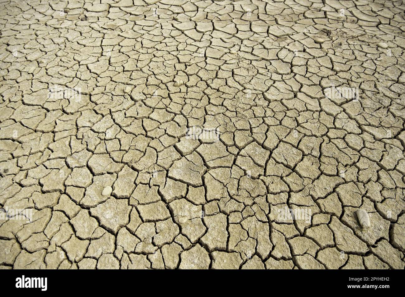 Dry soil due to drought Stock Photo - Alamy