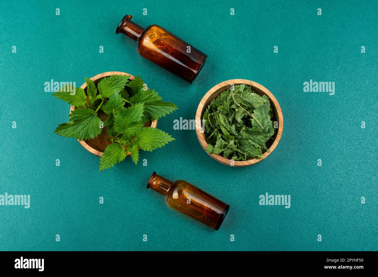 Nettle dried stinging urtica hi-res stock photography and images - Alamy