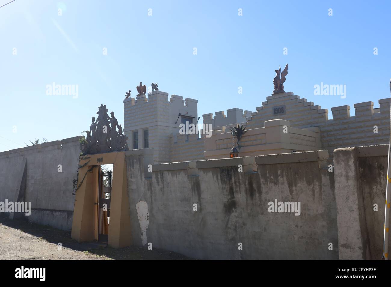 11-25-2022: Pacifica, California: Sam Mazza's castle in Pacifica ...