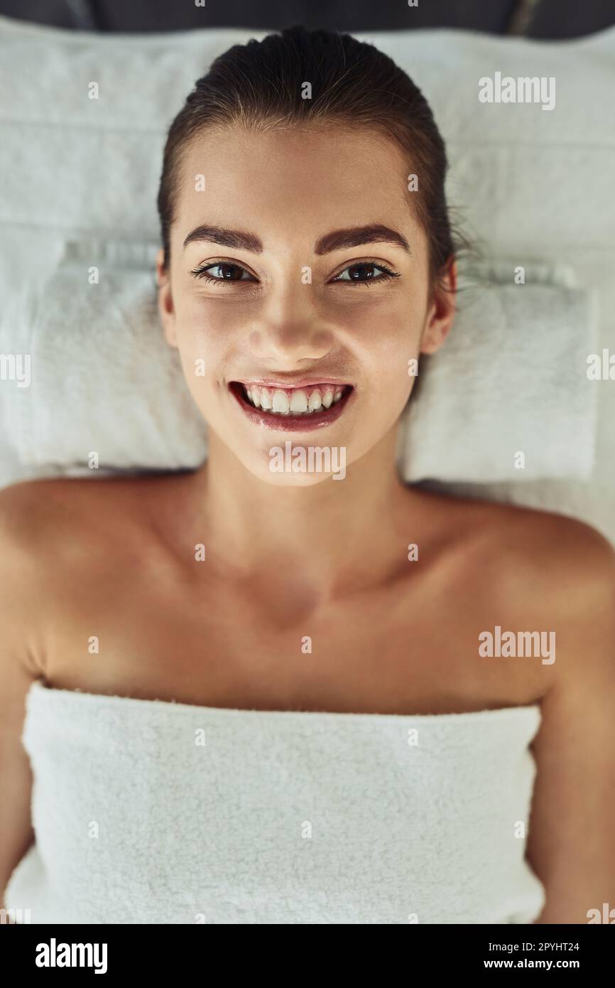 The beauty and wellnes hour. Portrait of an attractive young woman ...