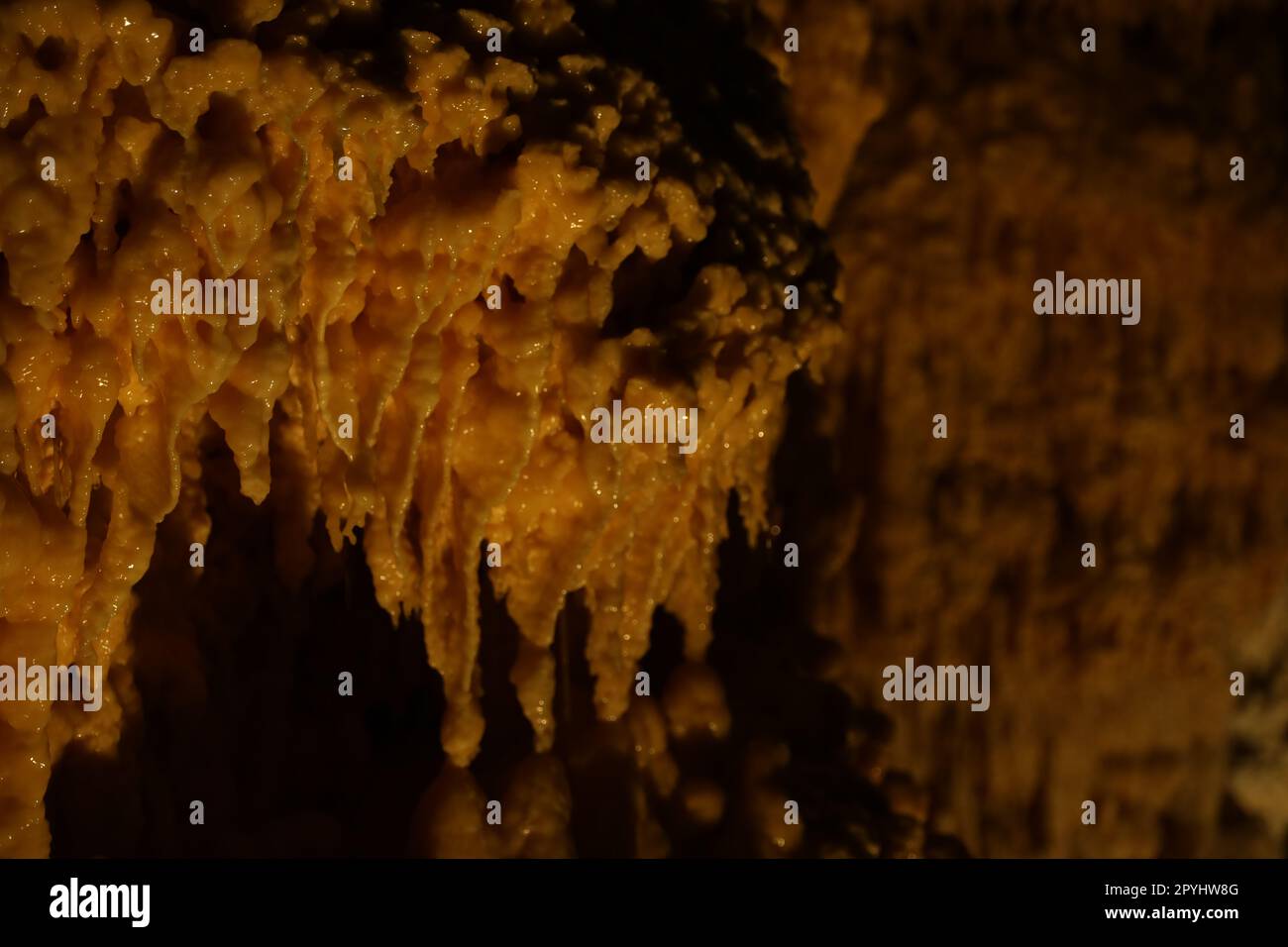 Closeup stalactite formation hi-res stock photography and images - Alamy