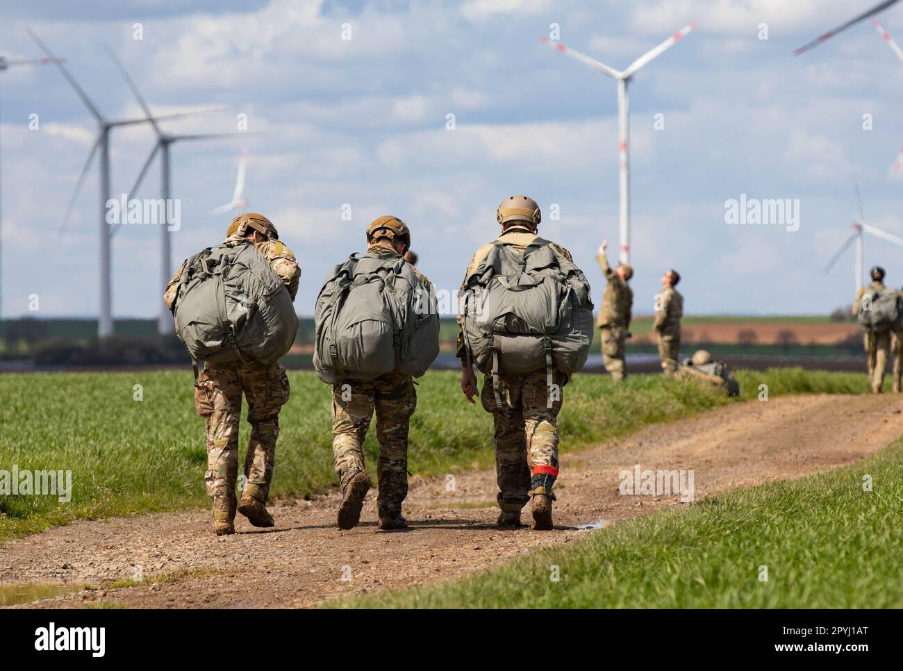 Rallypoint hi-res stock photography and images - Alamy