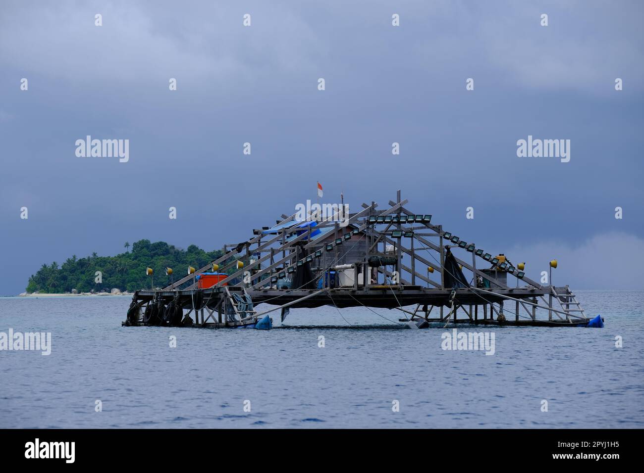 Indonesia Anambas Islands - Telaga Island Bagan perahu - boat to lift ...