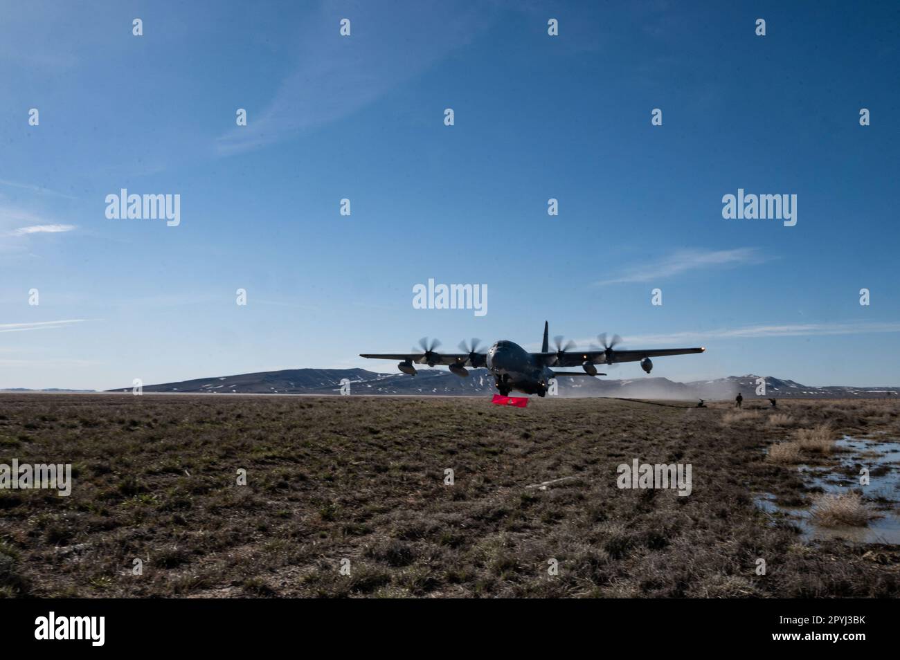 An MC-130J Commando II takes off of Highway 287 during Exercise Agile ...
