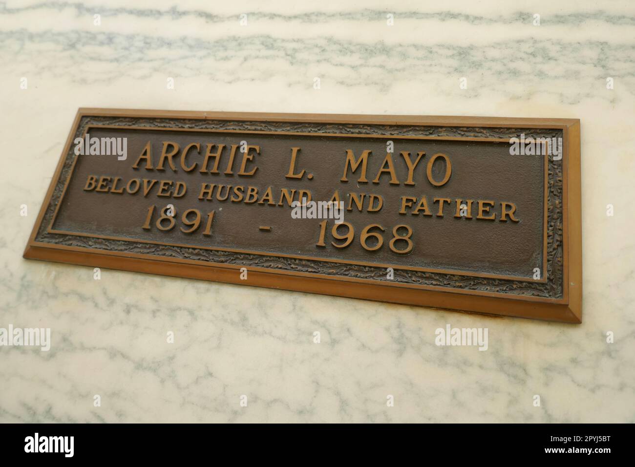 Los Angeles, California, USA 1st May 2023 Director Archie Mayo Grave in ...