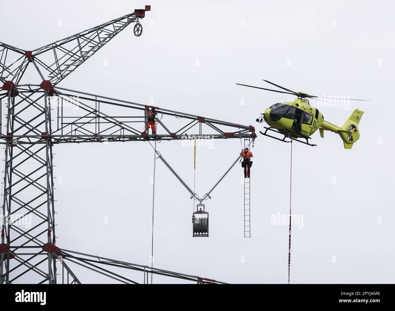 Pulled by cables and pulleys hi-res stock photography and images - Alamy