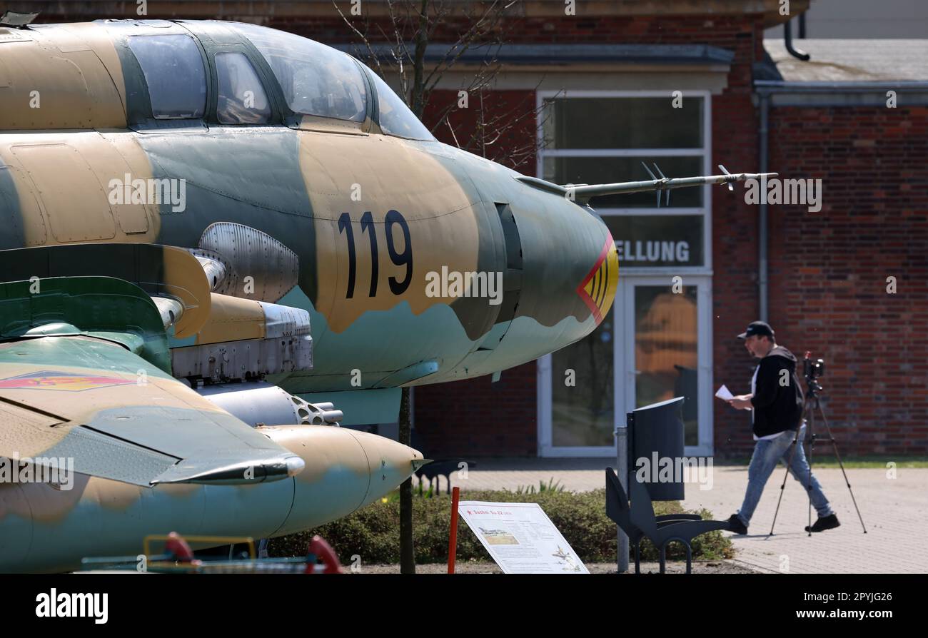 Rechlin, Germany. 21st Apr, 2023. The Russian training fighter Suchoi ...