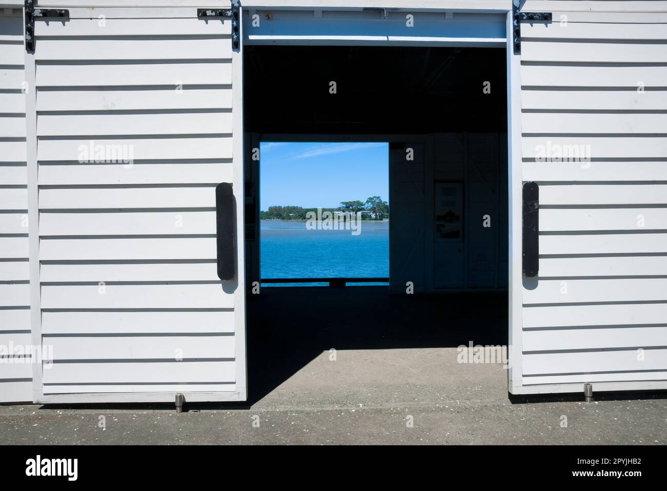 Omaha bay new zealand hi-res stock photography and images - Alamy