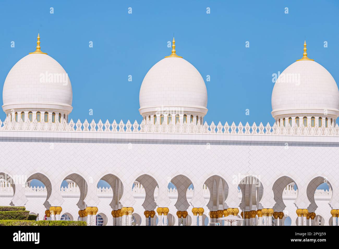 Symphony of Architecture and Spirituality: The Timeless Grandeur of ...