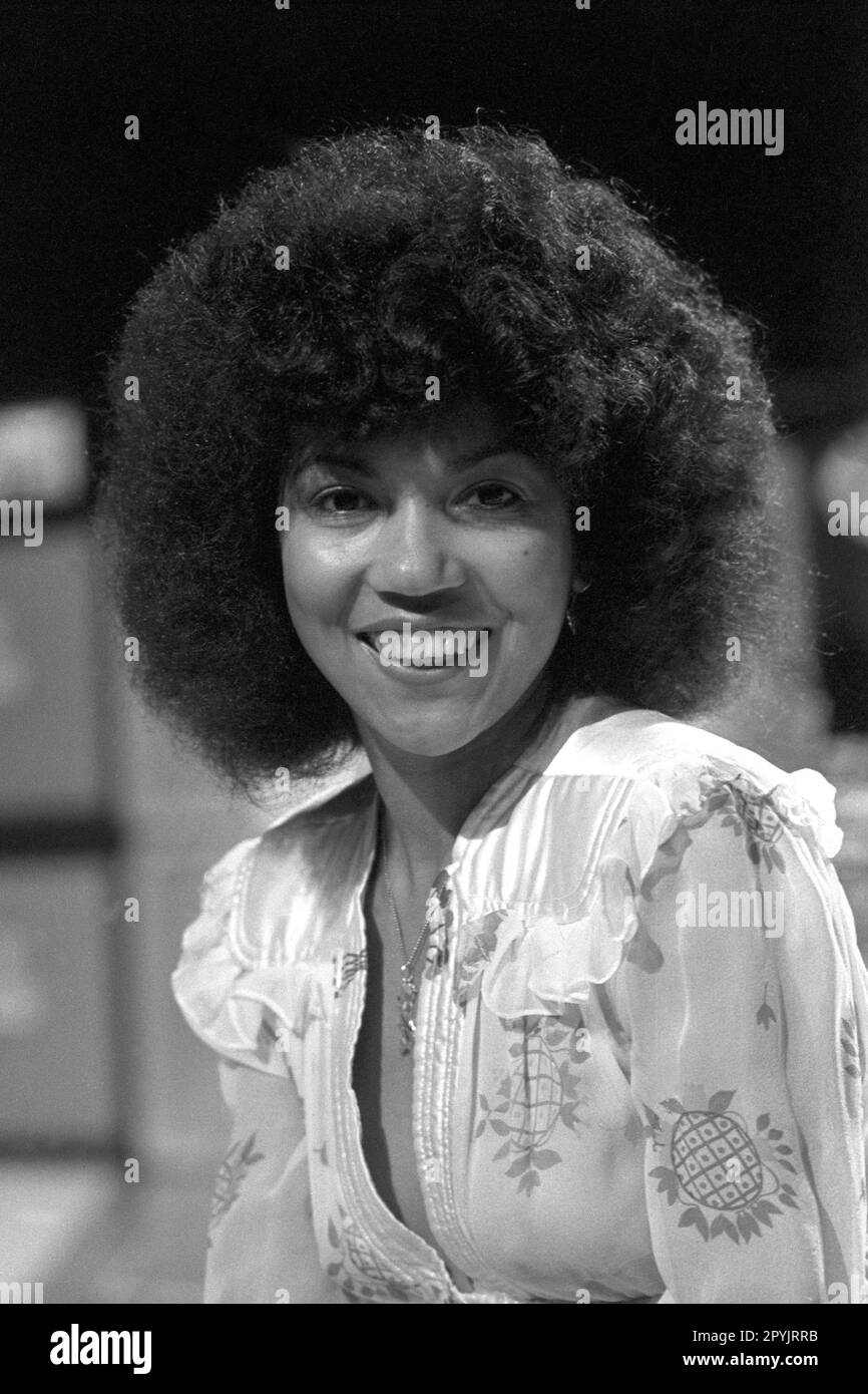 Linda lewis Black and White Stock Photos & Images - Alamy