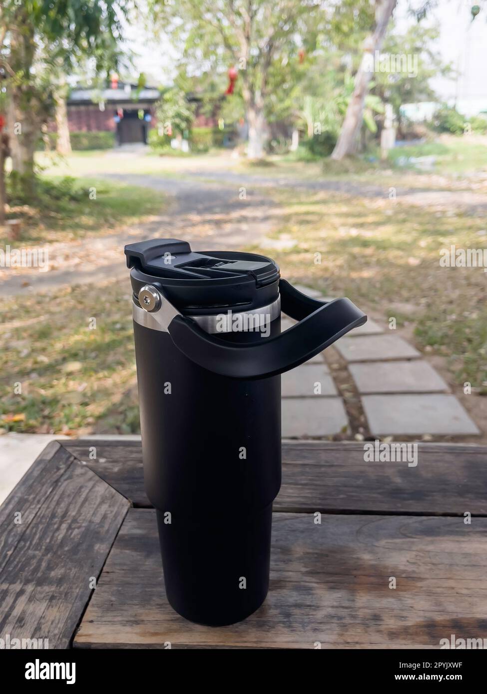 Reusable steel thermal water cup Stock Photo - Alamy