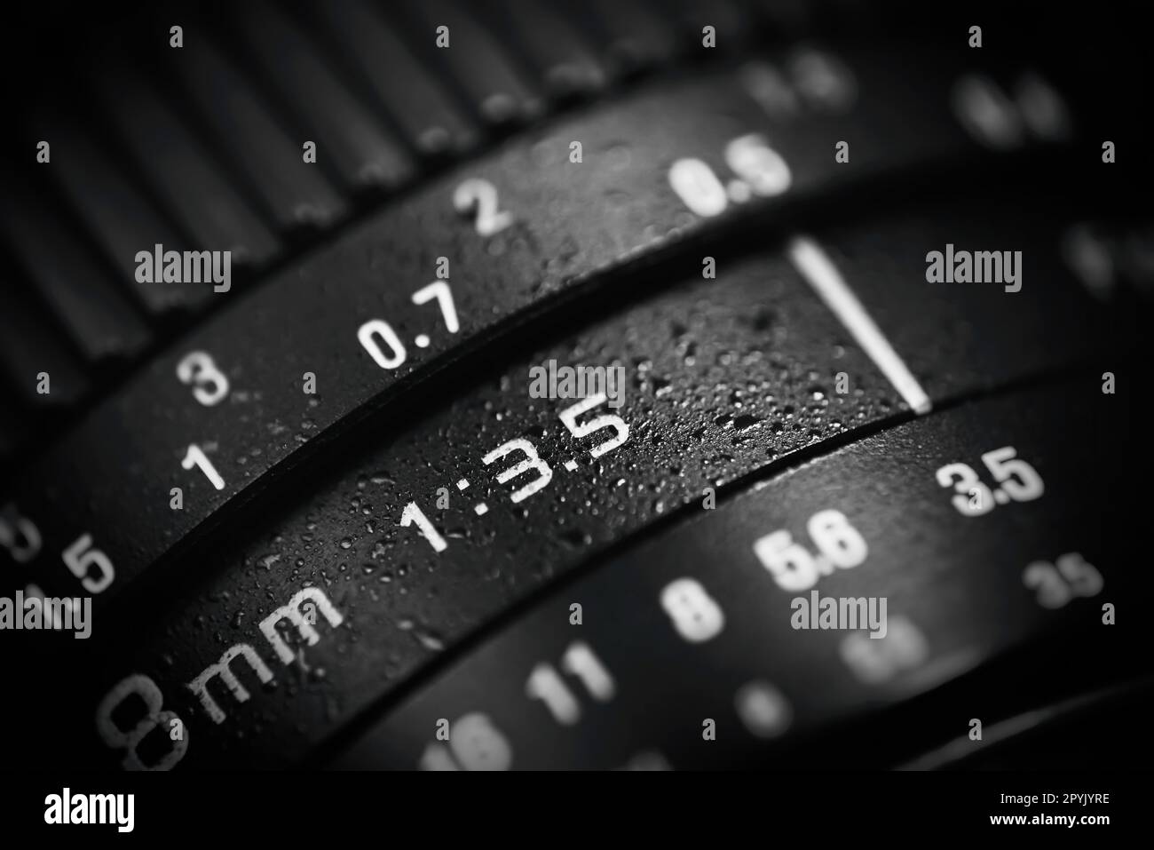 Dslr camera lens hi-res stock photography and images - Alamy
