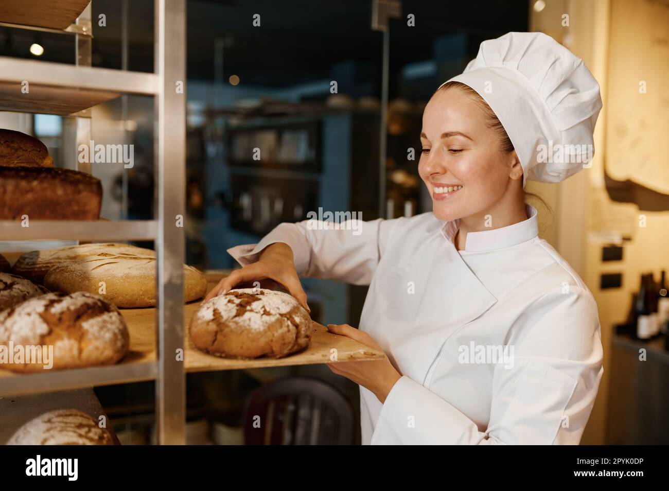 Catering uniform hi-res stock photography and images - Alamy