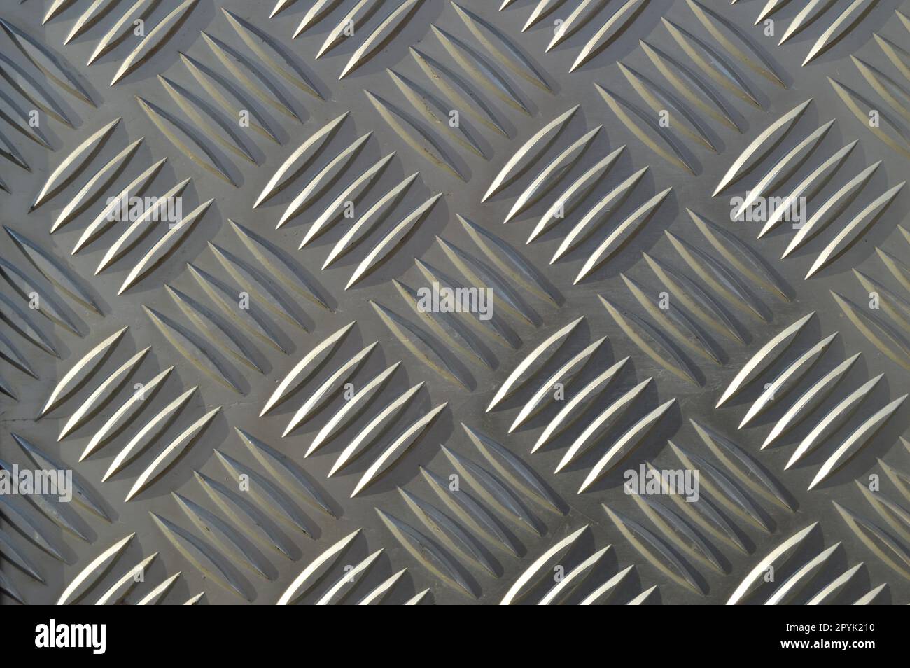 Metal patterns hi-res stock photography and images - Alamy