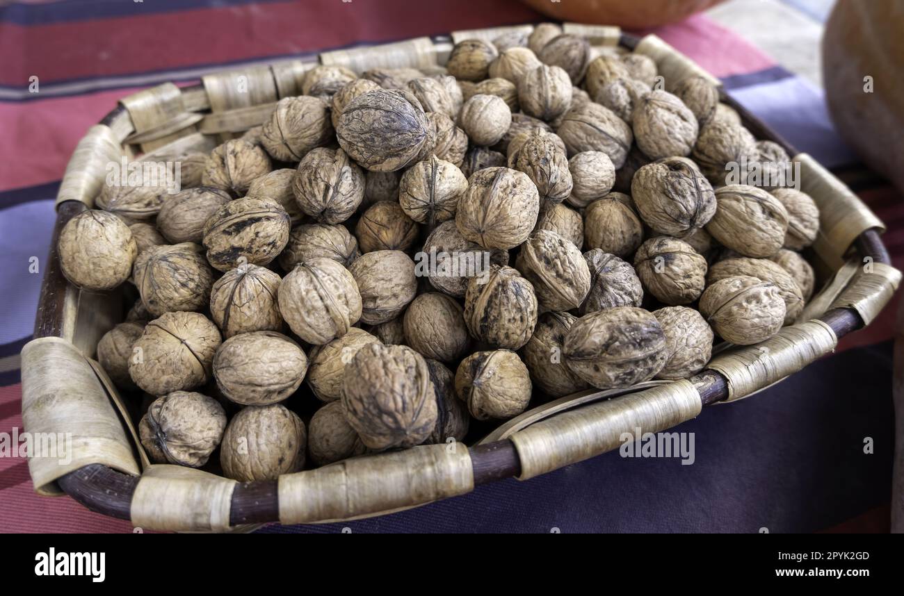 Walnuts in a market Stock Photo - Alamy