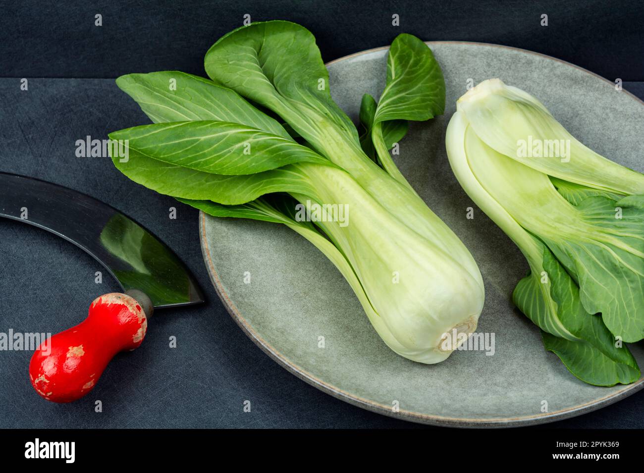 Green leaves chinese cabbage crops hi-res stock photography and images ...