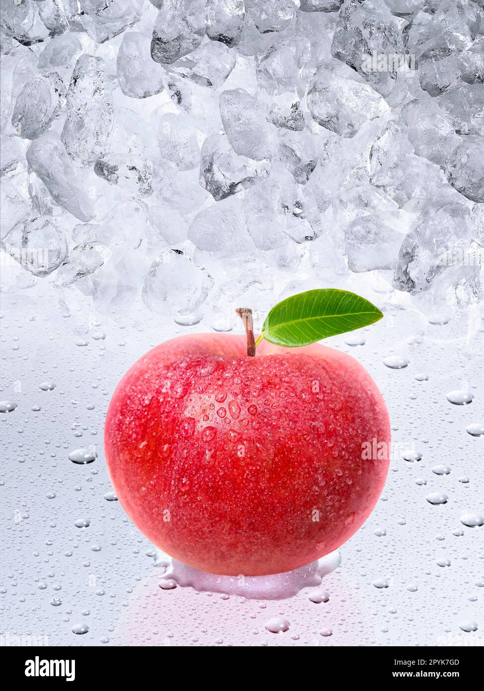 Fresh apple on ice cubes background Stock Photo - Alamy