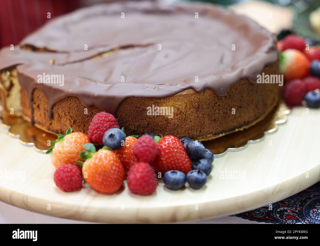 Fruit icing hi-res stock photography and images - Alamy