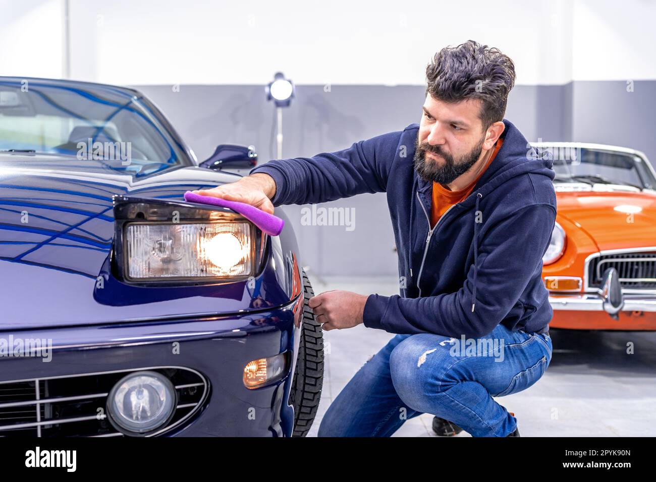 Car body cleaning hi-res stock photography and images - Alamy