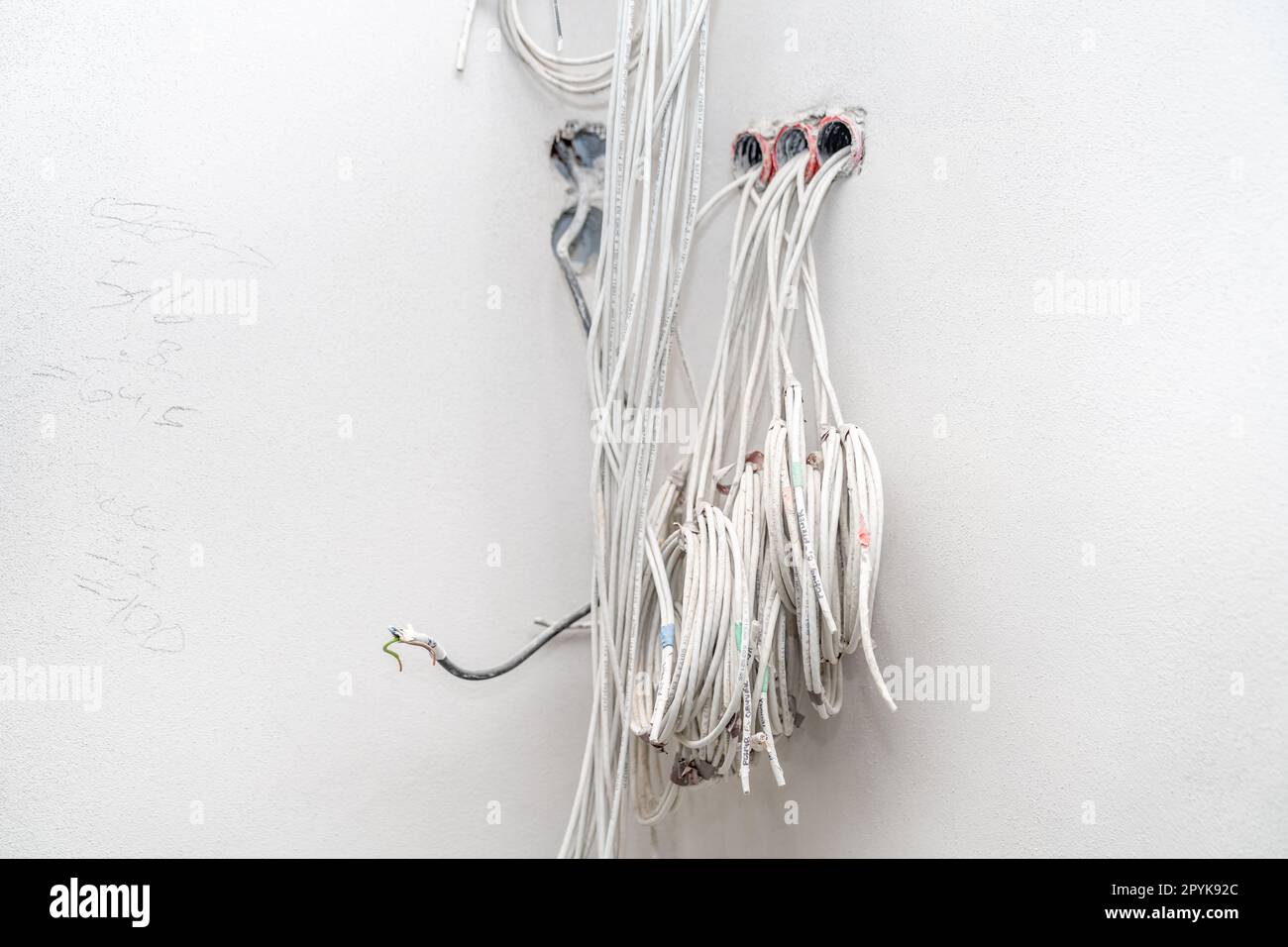 Electrician wire wall hi-res stock photography and images - Alamy